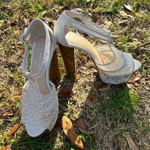 Jessica Simpson | Shoes | Jessica Simpson White Lace Platform Sandal ...